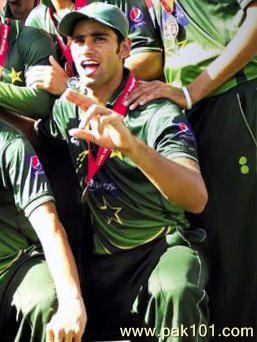 Gallery > Cricketers > Hammad Azam > Hammad Azam high quality! Free download 257x342 - Pak101.com