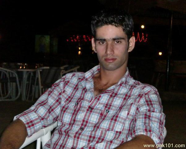 Gallery > Cricketers > Hammad Azam > Hammad Azam high quality! Free download 601x480 - Pak101.com