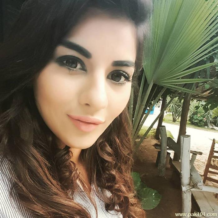 Gallery > Models (Female) > Aqsa Ali > Aqsa Ali -Pakistani Female Fashion Model And Singer ...