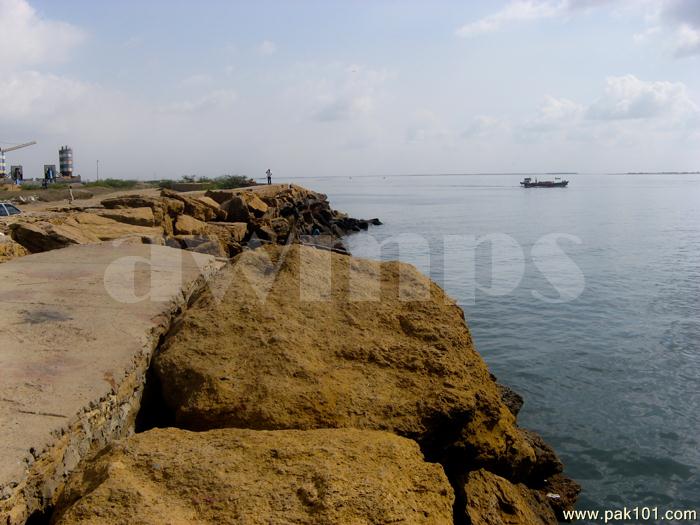 Photo Tour Of Sea View Do Dariya (D.H.A) Defence Karachi. Pakistan ...