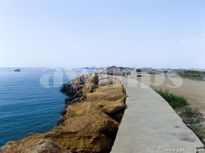 Photo Tour Of Sea View Do Dariya (D.H.A) Defence Karachi. Pakistan ...