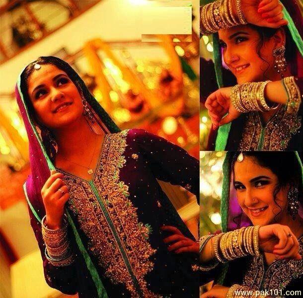 Pakistani Actress Anoushay Abbasi, Ainan Arif Abbasi tie the knot ...