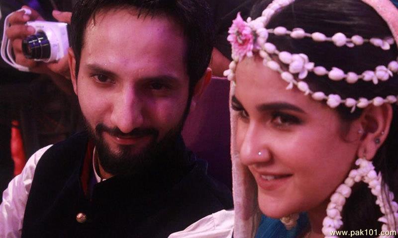 Pakistani Actress Anoushay Abbasi, Ainan Arif Abbasi tie the knot ...