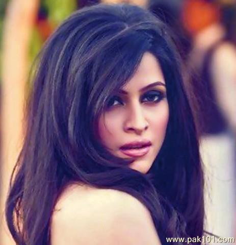 Pakistani Actress/Model Arij Fatima relationship ended just within two ...