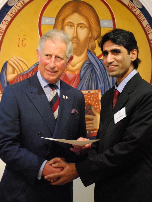 Ghulam Hyder Daudpota - A Pakistani student got first prize Art Award ...