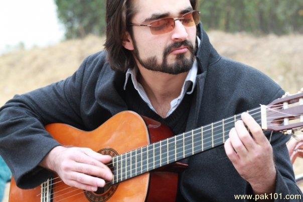 Gallery > Actors > Hamza Ali Abbasi > Hamza Ali Abbasi high quality ...