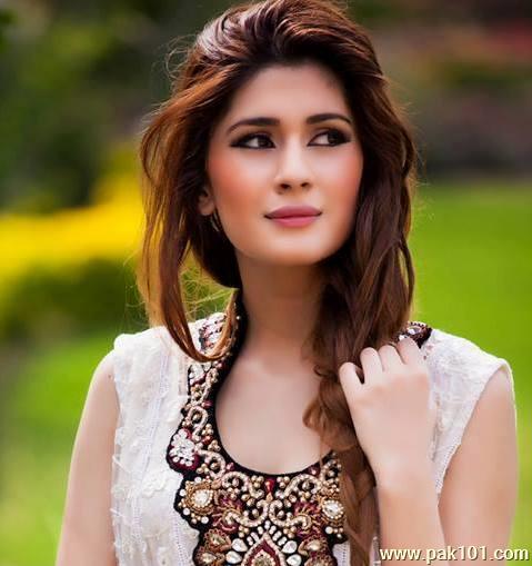 Gallery > Actresses > Kubra Khan > Kubra Khan -Pakistani Fashion Model ...