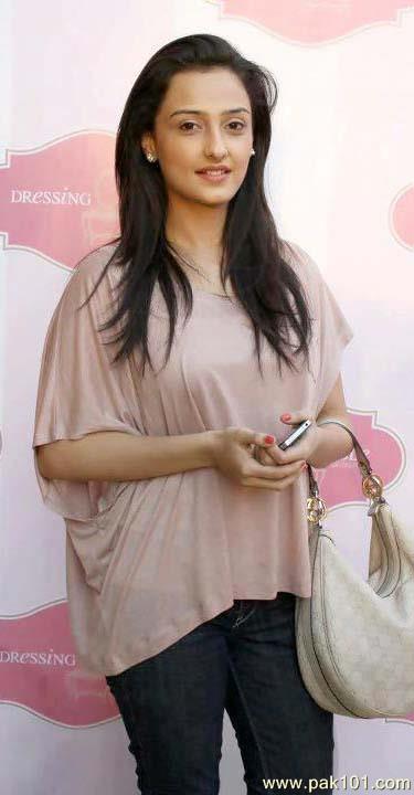 Gallery > Actresses > Momal Sheikh > Momal Sheikh high quality! Free ...