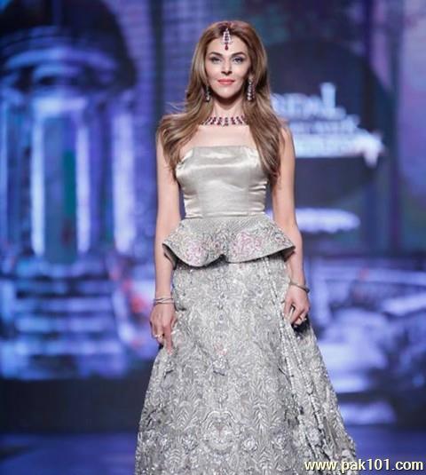 Gallery > Actresses > Sana Bucha > Sana Bucha -Pakistani Journalist ...