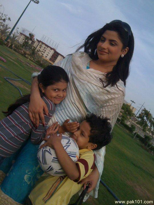 Gallery > Actresses(Tv) > Maria Zahid > Maria Zahid on the set of ...