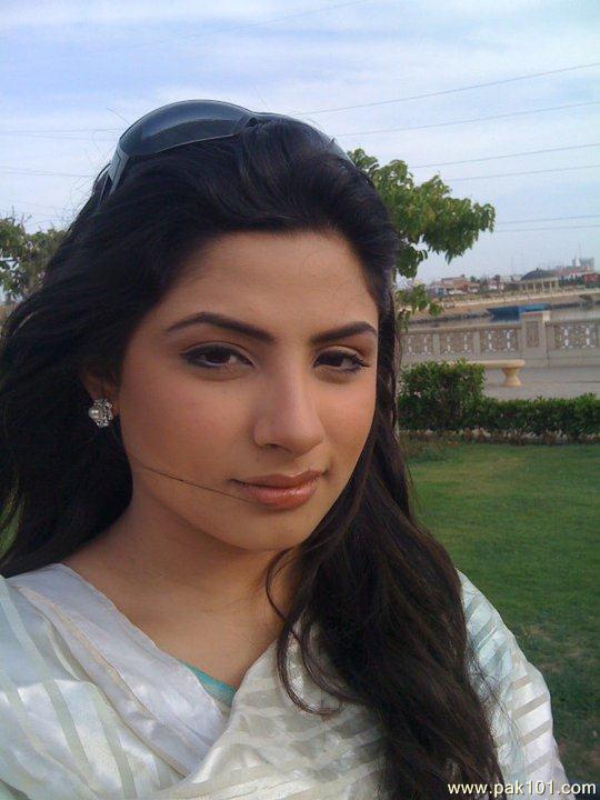 Gallery > Actresses(Tv) > Maria Zahid > Maria Zahid on the set of ...