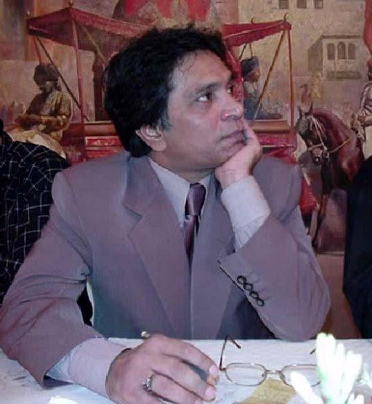 Gallery > Comedians > Moin Akhtar > Moin Akhtar high quality! Free ...