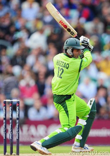 Gallery > Cricketers > Abdul Razzaq > Abdul Razzaq high quality! Free ...