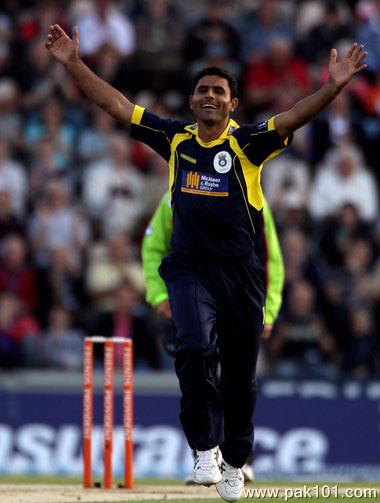 Gallery > Cricketers > Abdul Razzaq > Abdul Razzaq high quality! Free ...