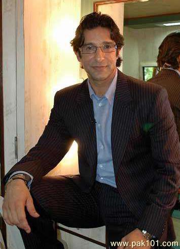 Gallery > Cricketers > Wasim Akram > Wasim Akram high quality! Free ...