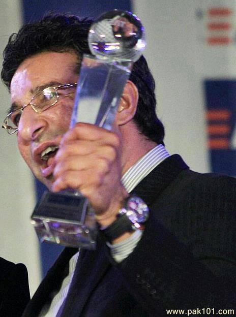 Gallery > Cricketers > Wasim Akram > Wasim Akram high quality! Free ...