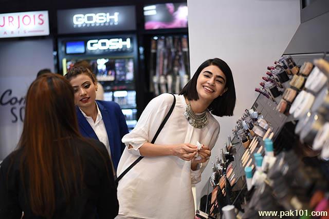 Gallery > Events & Shows > Make up City Packages Mall Launch > Make up ...