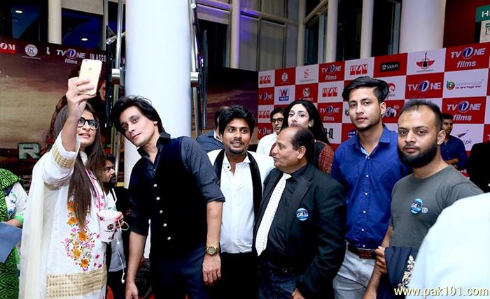 Gallery > Events & Shows > Raasta- The Movie Premier And Red Carpet ...