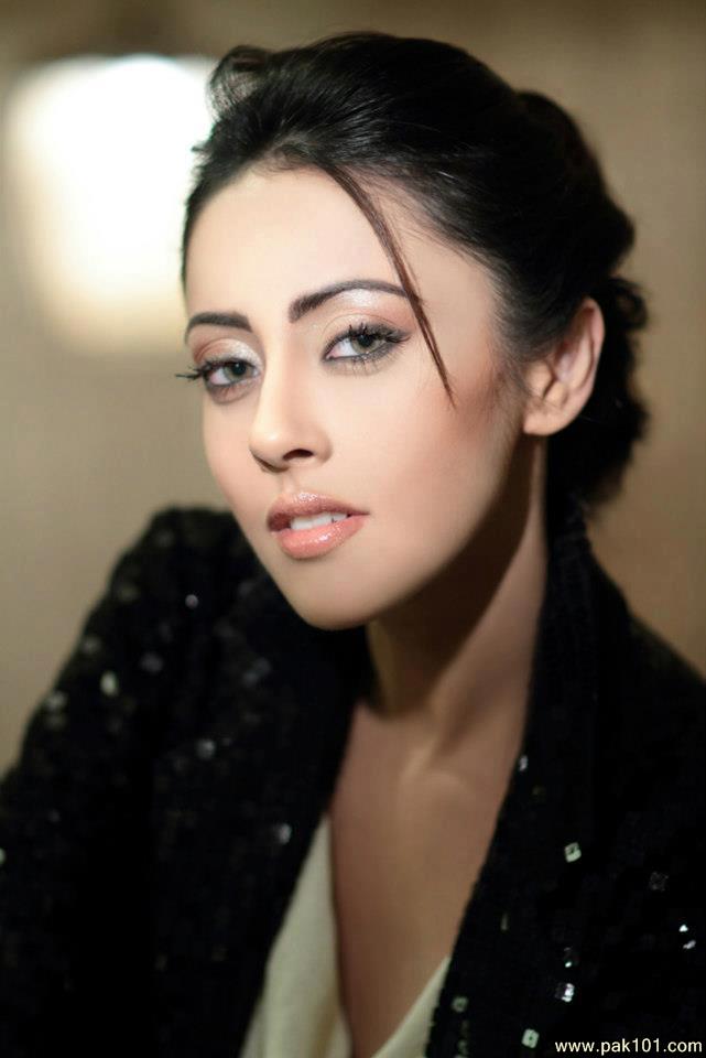 Gallery > Models (Female) > Ainy Jaffri > Ainy Jaffri high quality ...