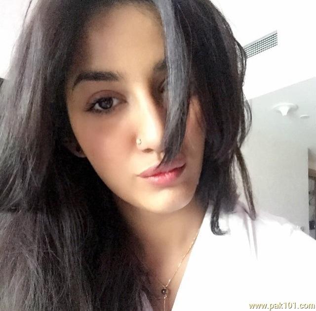 Gallery > Models (Female) > Mathira Mohammad > Mathira Mohammad ...