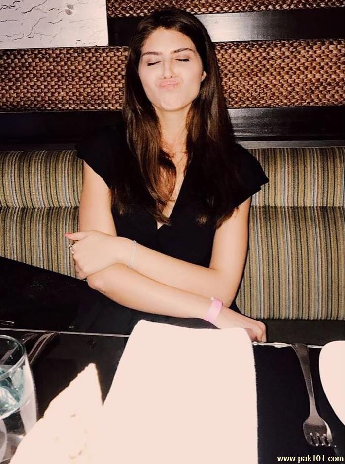 Gallery > Models (Female) > Naaz Norouzi > Naaz Norouzi -Irani Fashion ...