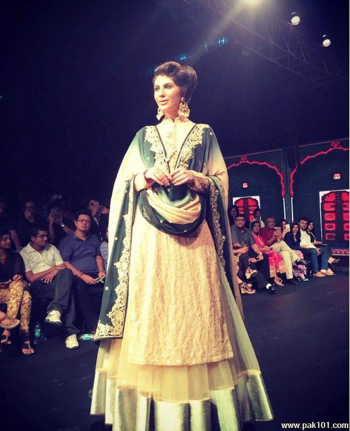 Gallery > Models (Female) > Naaz Norouzi > Naaz Norouzi -Irani Fashion ...