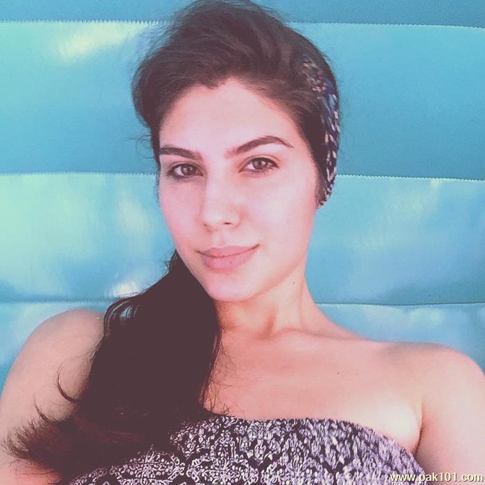 Gallery > Models (Female) > Naaz Norouzi > Naaz Norouzi -Irani Fashion ...