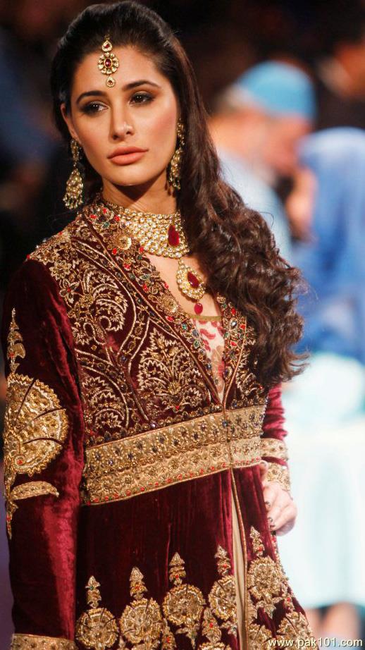 Gallery > Models (Female) > Nargis Fakhri > Nargis Fakhri high quality ...