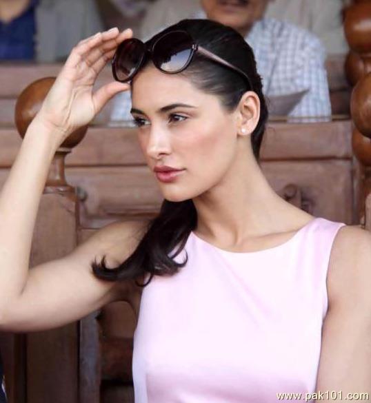 Gallery > Models (Female) > Nargis Fakhri > Nargis Fakhri high quality ...