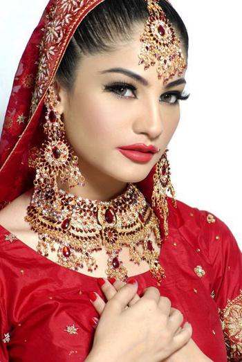 Gallery > Models (Female) > Neelam Muneer > Neelam Muneer high quality ...