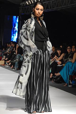 Gallery > Models (Female) > Rubya Chaudhry > Rubya Chaudhry high ...