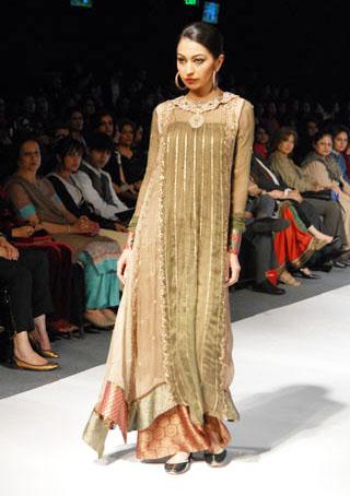 Gallery > Models (Female) > Rubya Chaudhry > Rubya Chaudhry high ...