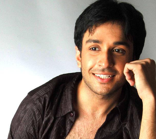 Gallery > Models (Male) > Farhan Ali Agha > Farhan Ali Agha high ...