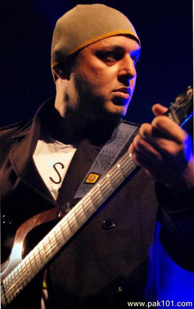 Gallery > Singers > Ali Azmat > Ali Azmat high quality! Free download ...