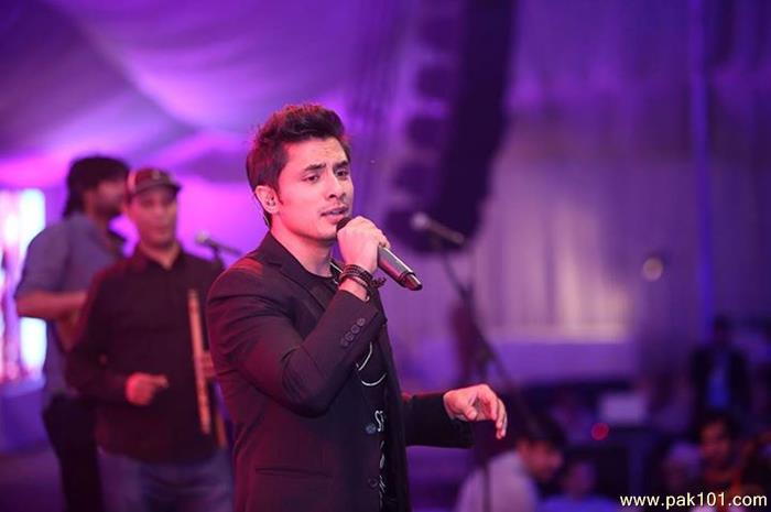 Gallery > Singers > Ali Zafar > Ali Zafar -Pakistani Male Singer ...