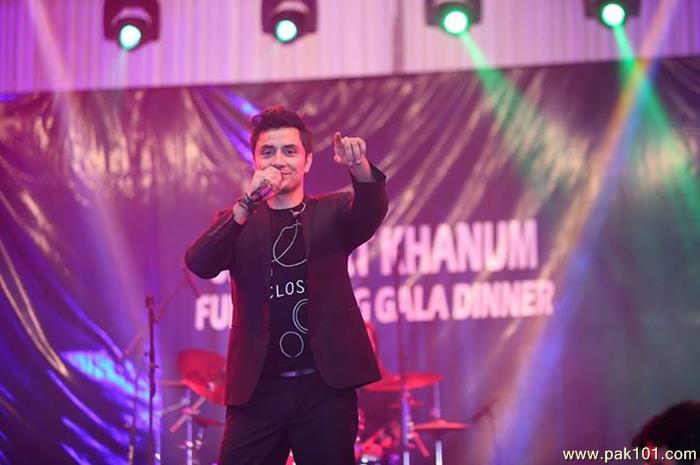 Gallery > Singers > Ali Zafar > Ali Zafar -Pakistani Male Singer ...