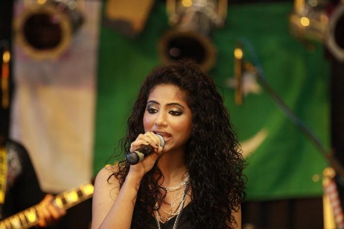 Gallery > Singers > Annie Khalid > Annie Khalid high quality! Free ...