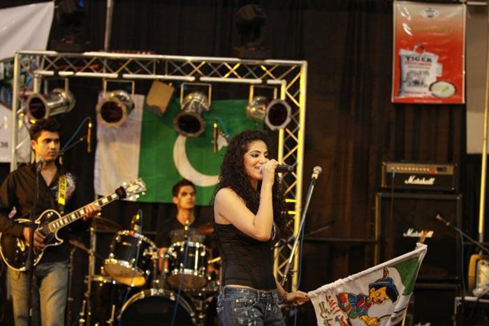 Gallery > Singers > Annie Khalid > Annie Khalid high quality! Free ...