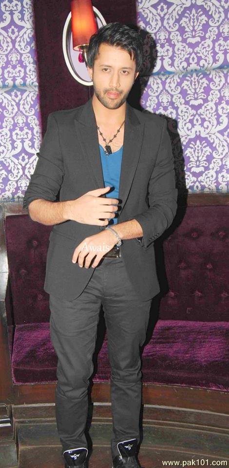 Gallery > Singers > Atif Aslam > Atif Aslam high quality! Free download ...