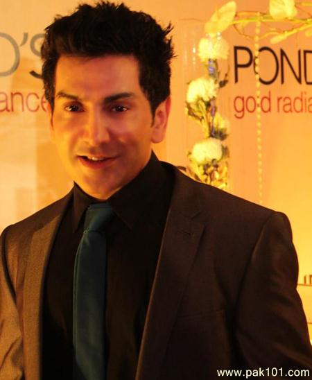 Gallery > Singers > Faakhir Mehmood > Faakhir Mehmood high quality ...