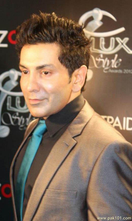 Gallery > Singers > Faakhir Mehmood > Faakhir Mehmood high quality ...