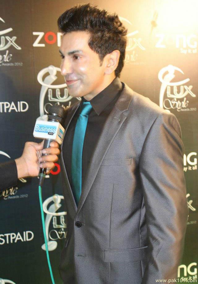 Gallery > Singers > Faakhir Mehmood > Faakhir Mehmood high quality ...