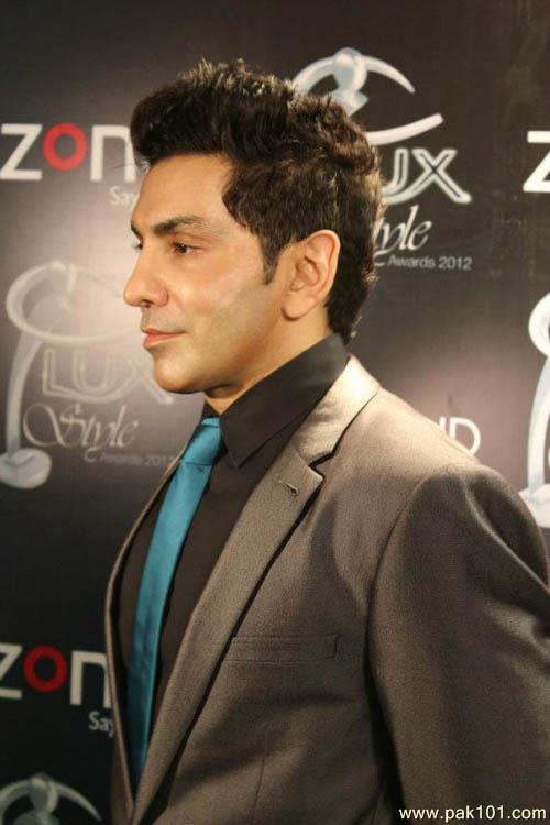 Gallery > Singers > Faakhir Mehmood > Faakhir Mehmood high quality ...