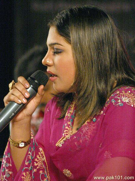 Gallery > Singers > Sanam Marvi > Sanam Marvi high quality! Free ...