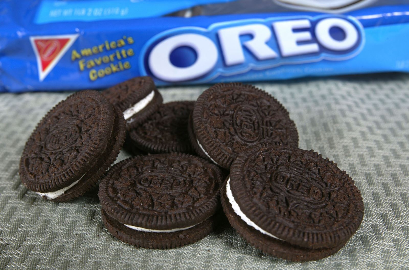 OREO Biscuits launched in Pakistan by “Continental Biscuits” : Pak101.com
