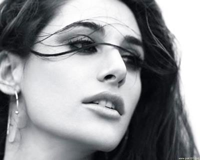 Wallpapers > Female Models > Nargis Fakhri > Nargis Fakhri high quality ...